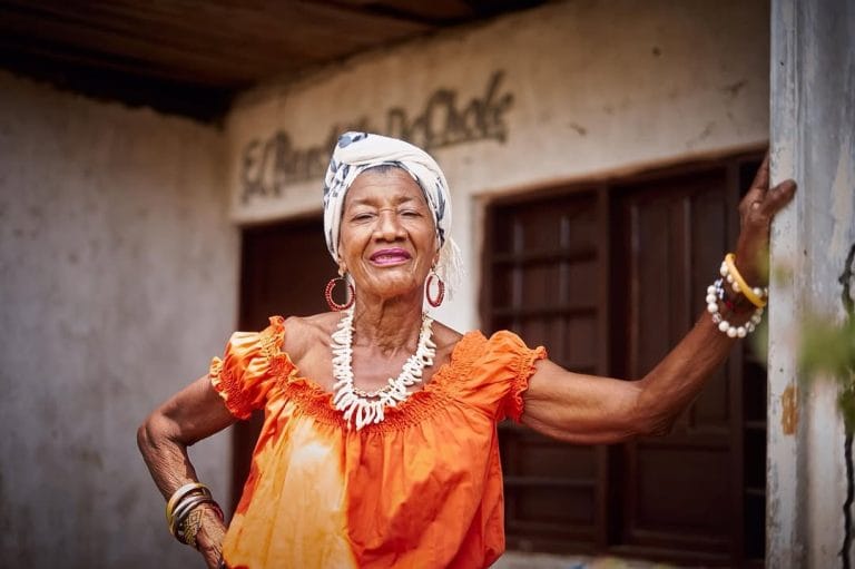 Isolina León, la voz que enaltece con ritmo y orgullo la identidad ...